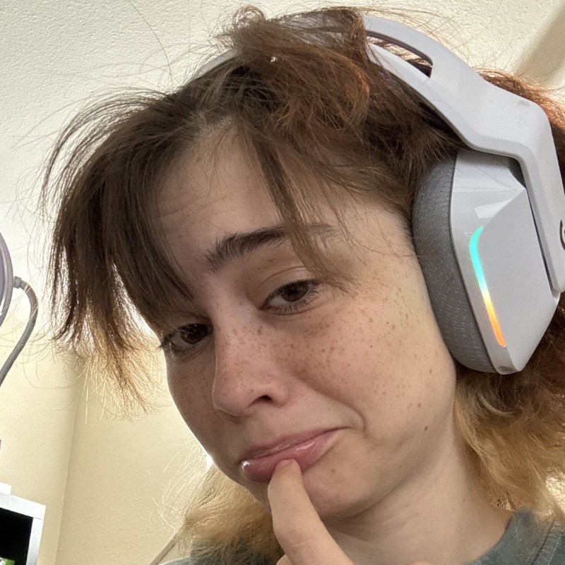 Beans (@beanswithbombs) | Snapchat Stories, Spotlight & Lenses