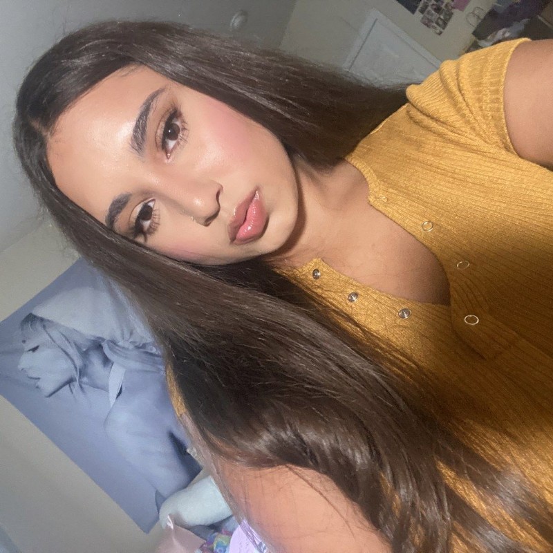 Bella 🦋 Bellaskye10 Snapchat Stories Spotlight And Lenses