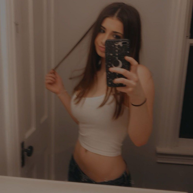 bella ️ (@bellllaaa.k) | Snapchat Stories, Spotlight & Lenses