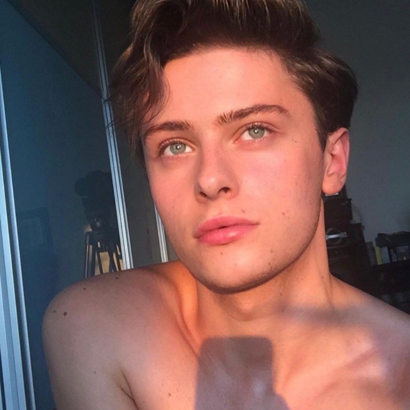 Ben Cameron (@benacam) | Snapchat Stories, Spotlight & Lenses