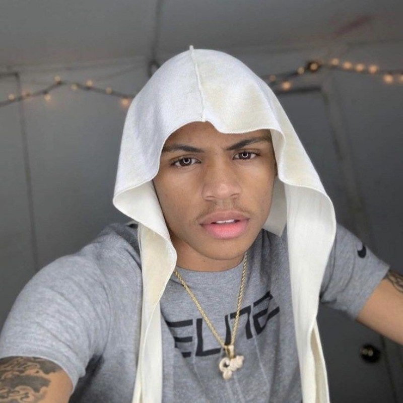 Benson Lee (@benson_lee2025) | Snapchat Stories, Spotlight & Lenses