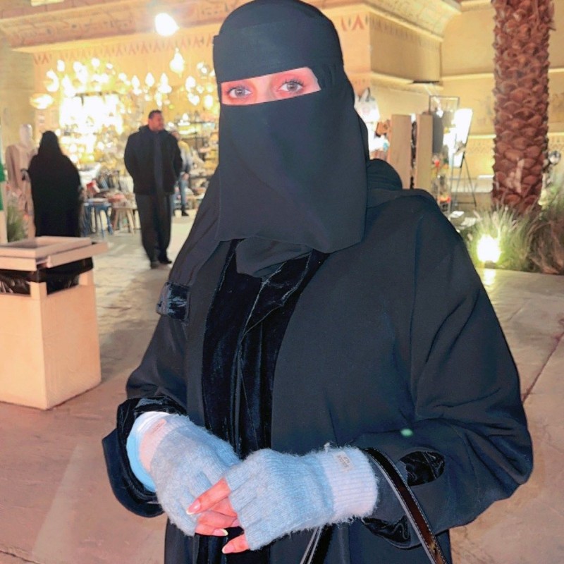 بشرى الحكمي (@besho_9014) | Snapchat Stories, Spotlight & Lenses