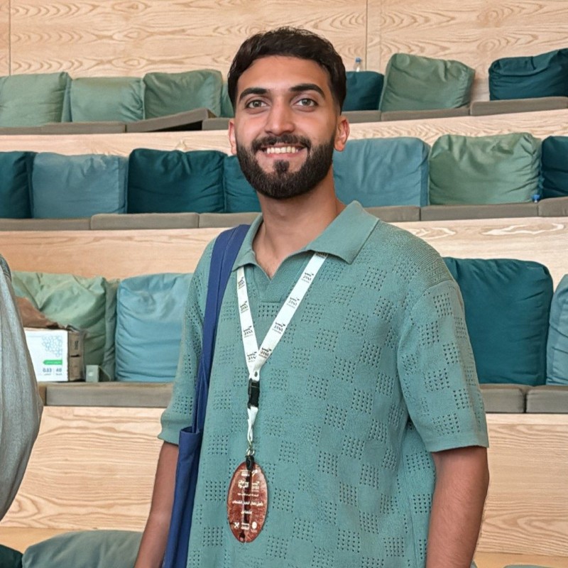 باسل نضال| بيسيل💙 (@besil.2) | Snapchat Stories, Spotlight & Lenses