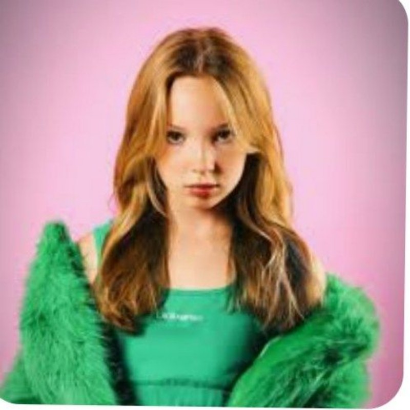 BETSY👑 (@betsi_real) | Snapchat Stories, Spotlight & Lenses