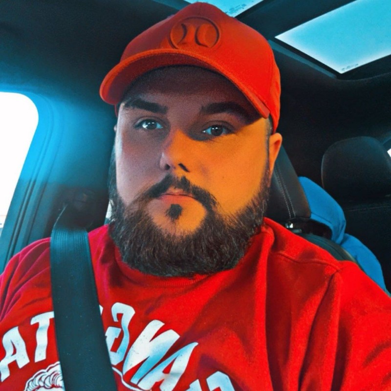 Joey Bryant BezerkClerk (@bezerk_clerk) | Snapchat Stories, Spotlight ...