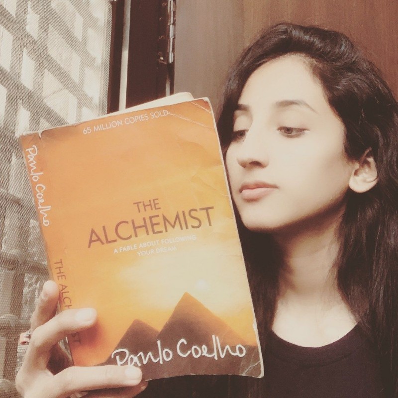 Pooja Bhatt (@bhatt_poo) | Snapchat Stories, Spotlight & Lenses