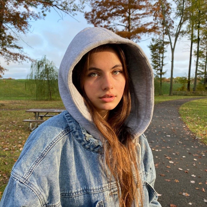 bianca (@biancagcamarena) | Snapchat Stories, Spotlight & Lenses