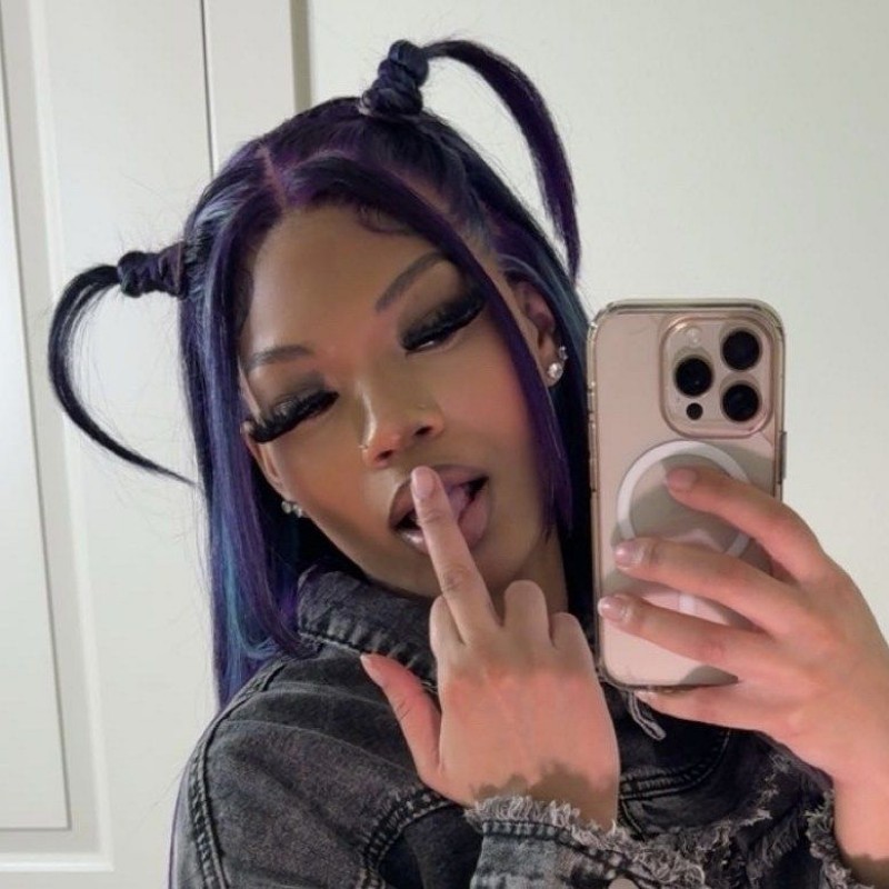 Amira TheMeltingpotHair (@bigab183) | Snapchat Stories, Spotlight & Lenses