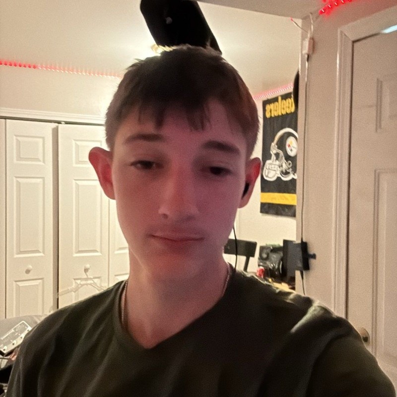 Austin Sears (@bigsears41) | Snapchat Stories, Spotlight & Lenses