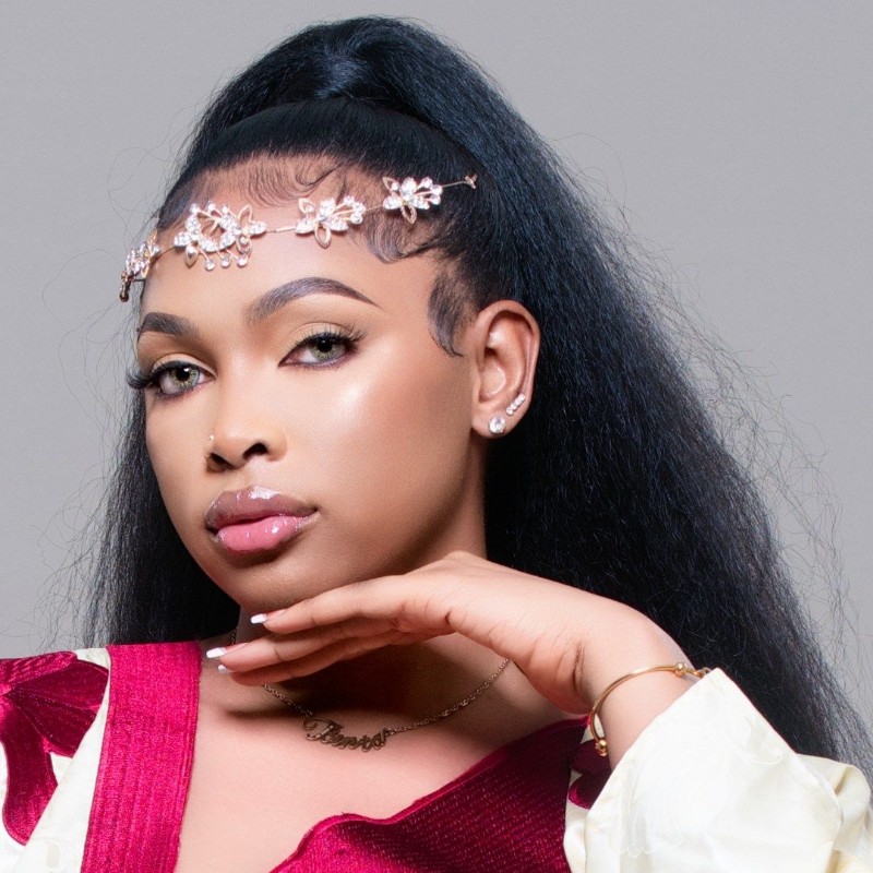 𝒜𝒵𝐼𝒵. (@binetaaziz) | Snapchat Stories, Spotlight & Lenses