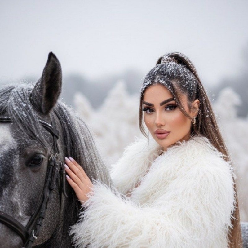 Prof Mona💚 (@bio_dream) | Snapchat Stories, Spotlight & Lenses