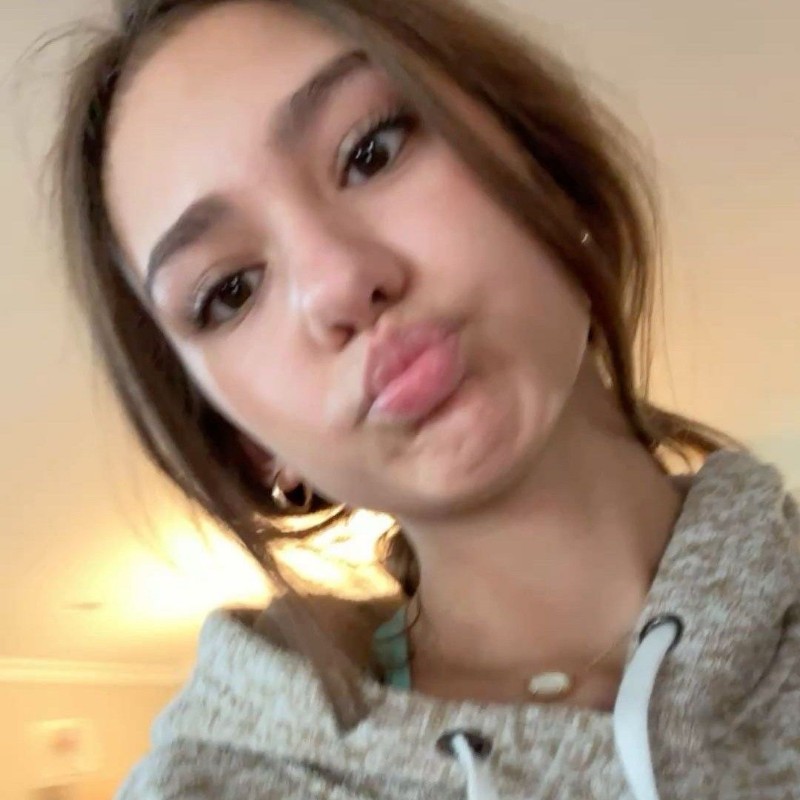 blair morgan (@blairrmorgan) | Snapchat Stories, Spotlight & Lenses