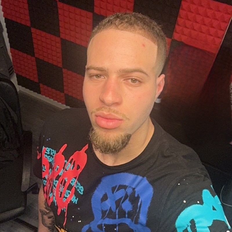 boeroe_ck (@boeroe_ck) | Snapchat Stories, Spotlight & Lenses
