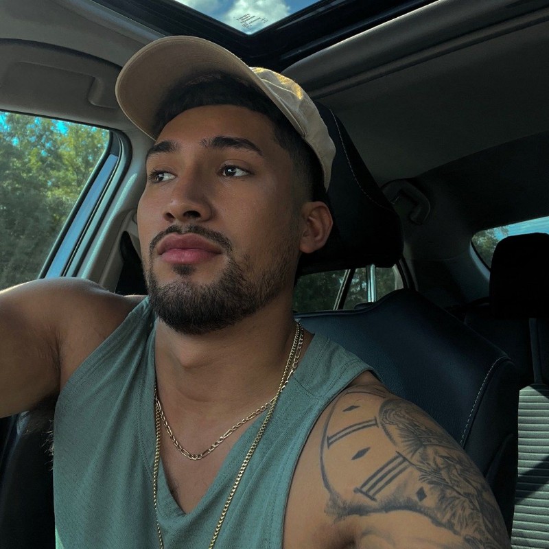 Abraham ™️ (@boolin_abe23) | Snapchat Stories, Spotlight & Lenses