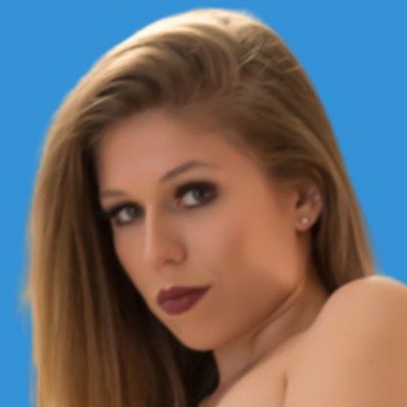 Hannah Foxx (@boundbunni) | Snapchat Stories, Spotlight & Lenses