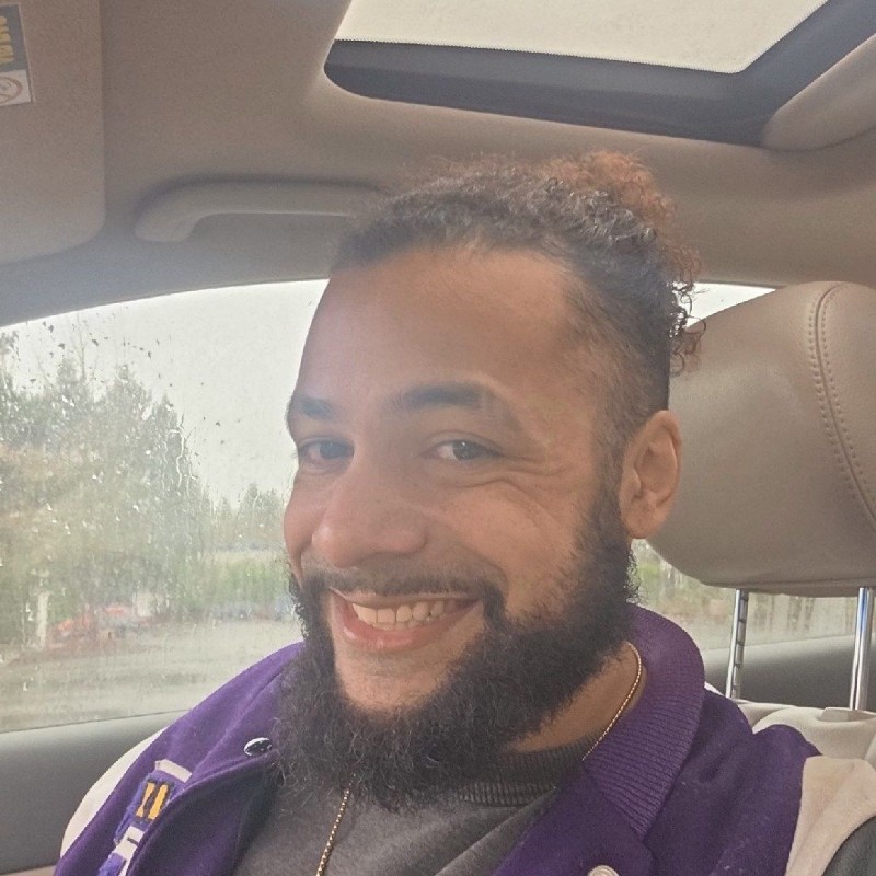 Robbin Scott Stone (@boywonder4jesus) | Snapchat Stories, Spotlight ...