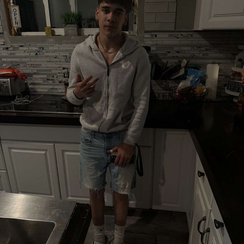 Bhumph💯 (@brandon28274) | Snapchat Stories, Spotlight & Lenses