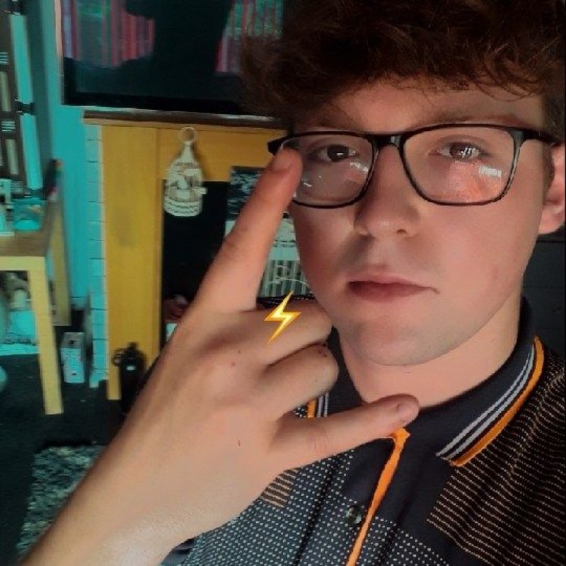 Brandon Gilly (@brandongilly25) | Snapchat Stories, Spotlight & Lenses