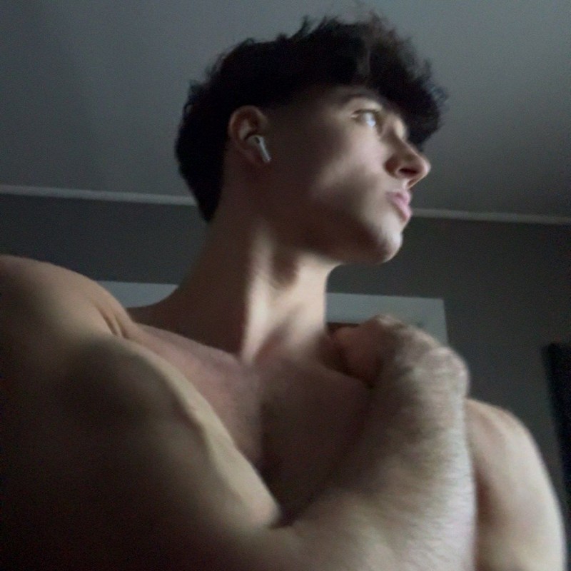 Brandon O’Neill (@brandonnoneill) | Snapchat Stories, Spotlight & Lenses