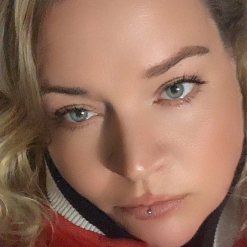 Brandy Lynn Griese (@brandylynngries) | Snapchat Stories, Spotlight & Lenses