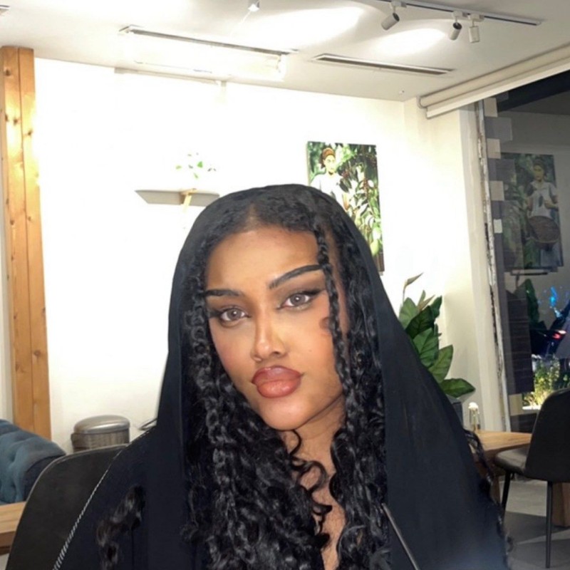 سارة 🇸🇦 (@bratz_sash) | Snapchat Stories, Spotlight & Lenses