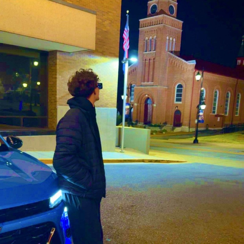 bray ️ (@brayden_coburn) | Snapchat Stories, Spotlight & Lenses