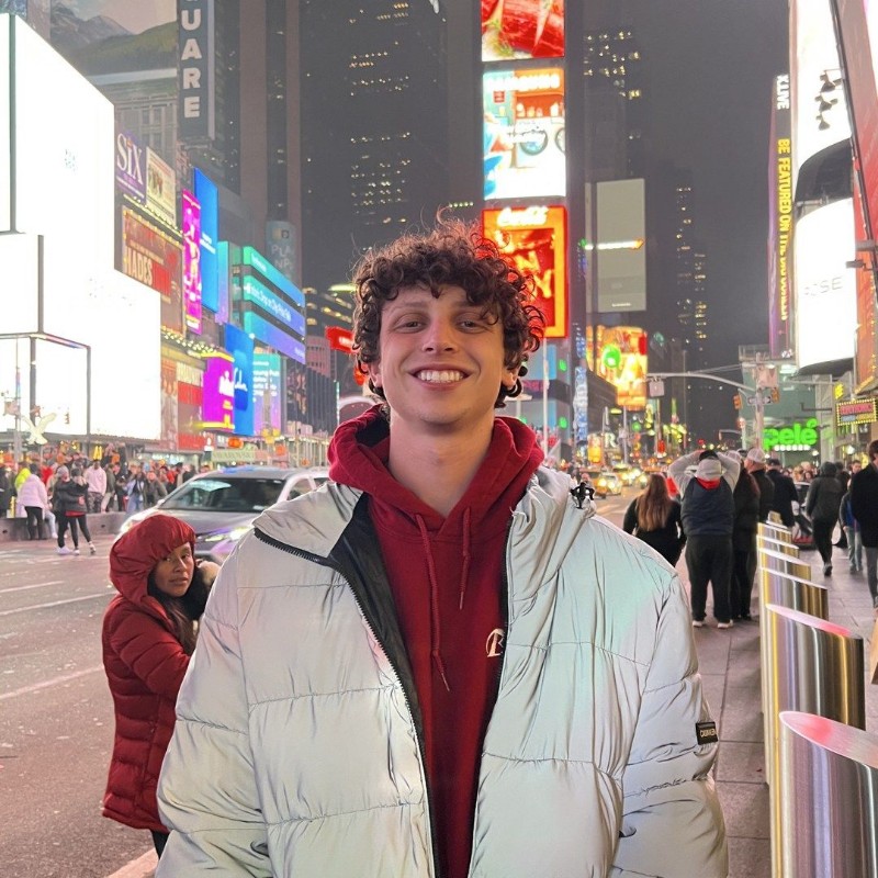 tjbreese (@breese12) | Snapchat Stories, Spotlight & Lenses