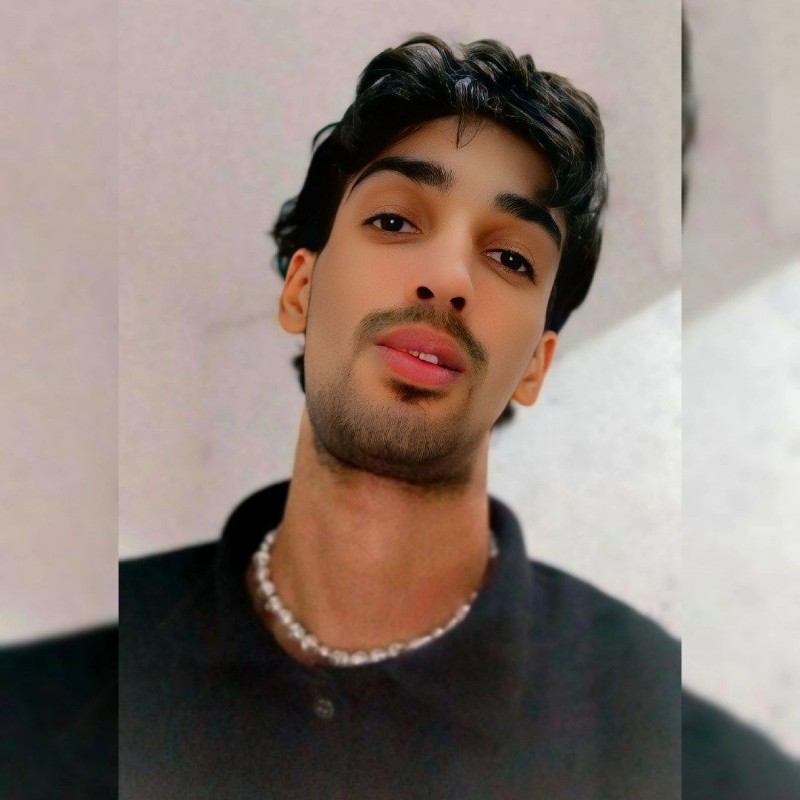 Felipe 🖤 (@breezy_felipe) | Snapchat Stories, Spotlight & Lenses