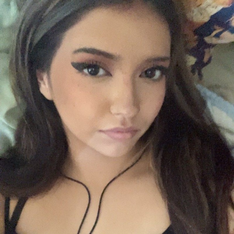 Bri‼️ (@brianna-romo) | Snapchat Stories, Spotlight & Lenses