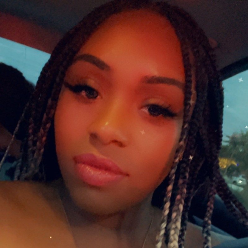 Prettii Britt (@brit.prettypink) | Snapchat Stories, Spotlight & Lenses