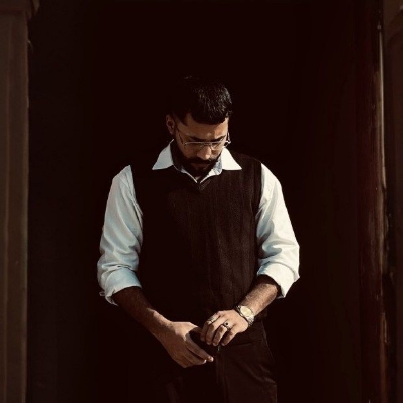 Huzaifa Shah (@brown_b0yy) | Snapchat Stories, Spotlight and Lenses