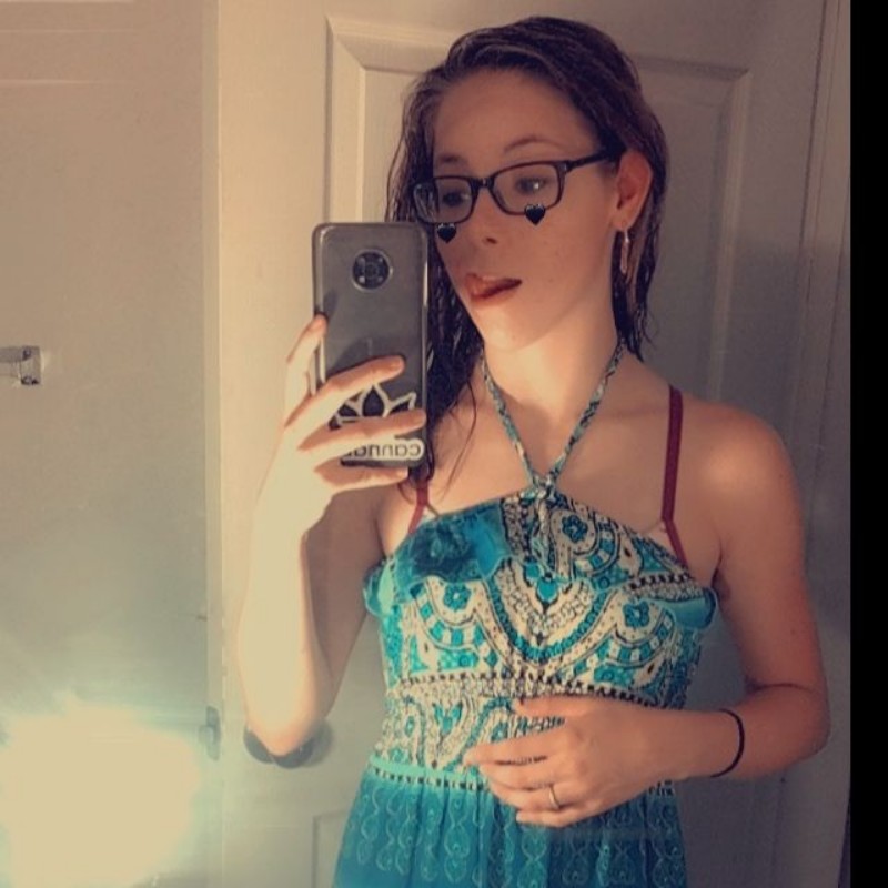 ŁØ₦EƦGØ₸ҤGłƦŁ(@bry1031forever) | เรื่องราว Snapchat ตลอดจน Spotlight ...