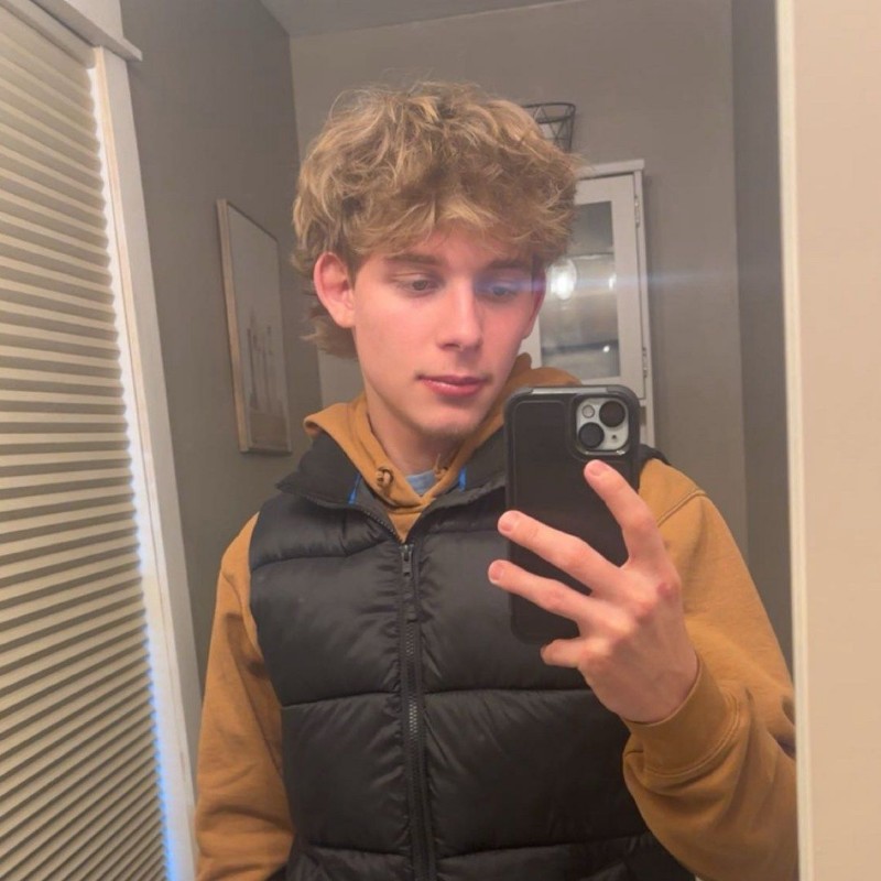 Bryce (@bryce-yost) | Snapchat Stories, Spotlight & Lenses