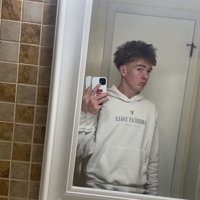 Bryson (@bryson20239864) | Snapchat Stories, Spotlight & Lenses