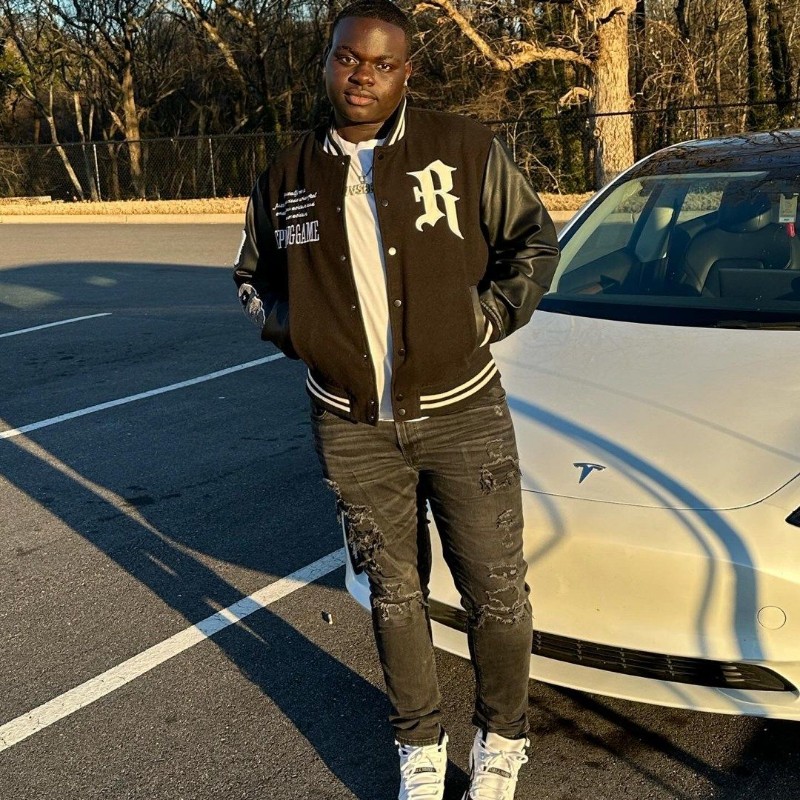 Bryson (@brysonthompsonn) | Snapchat Stories, Spotlight & Lenses