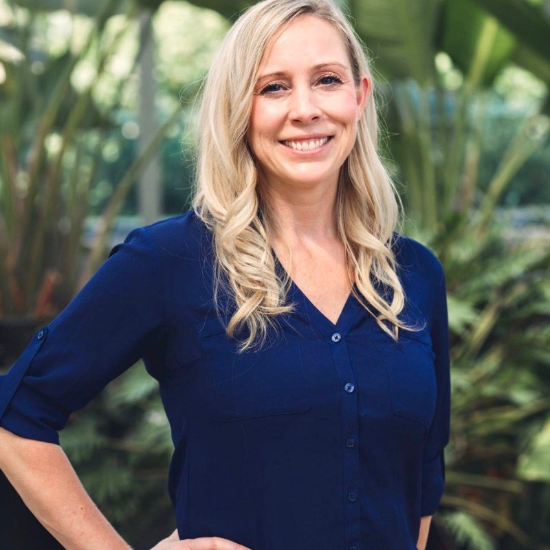 Rebecca Z Realtor 🏡 (@buddharebs) | Snapchat Stories, Spotlight & Lenses