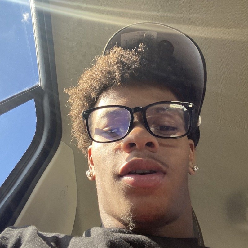 Aaron Evans (@bufftimmy220) | Snapchat Stories, Spotlight & Lenses