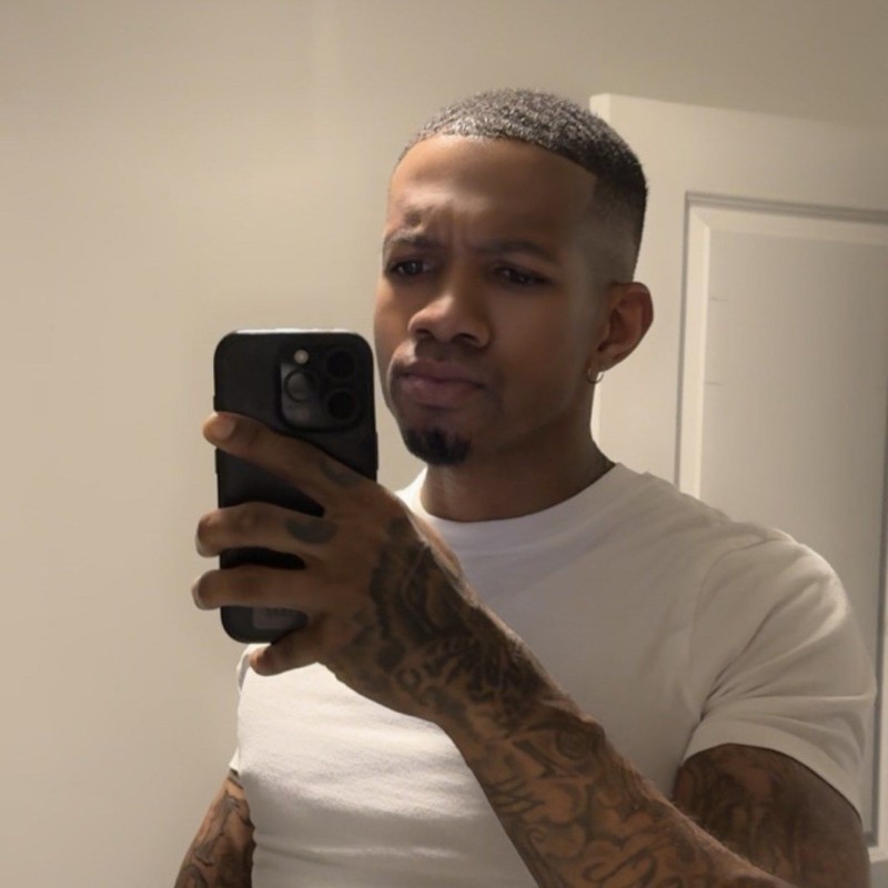 BEEZ (@bugattibeez) | Snapchat Stories, Spotlight & Lenses