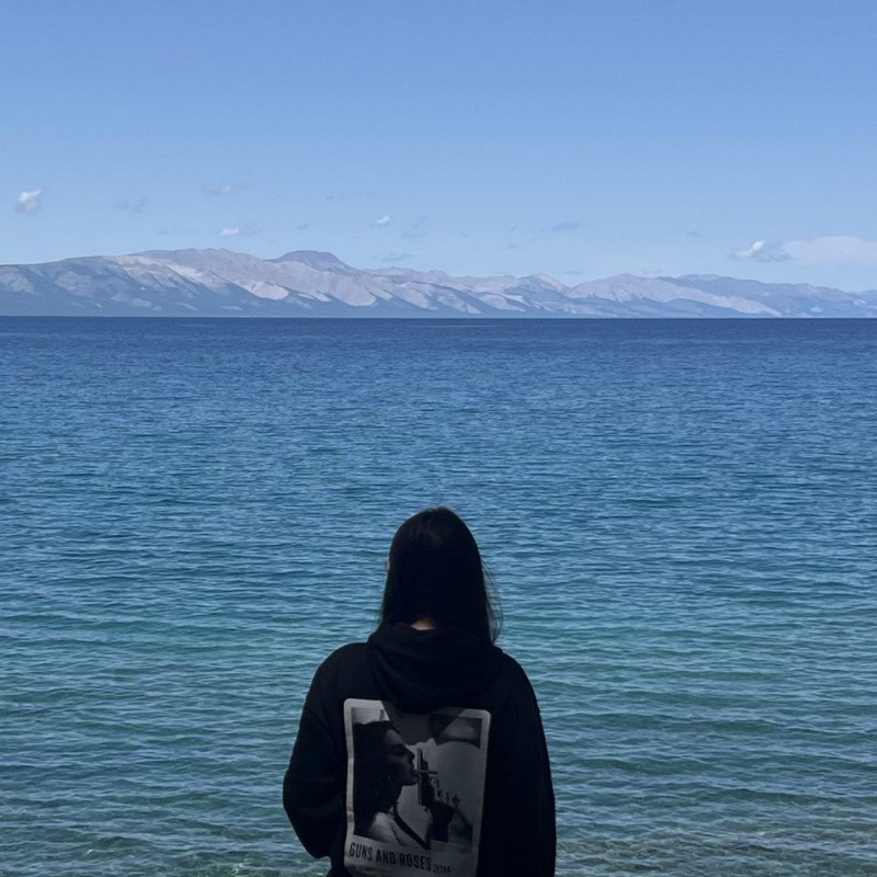 bulgantsetseg tegshee (@bukashii) | Snapchat Stories, Spotlight & Lenses