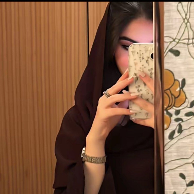 إبتسـام الفوزان (@by_violet) | Snapchat Stories, Spotlight & Lenses