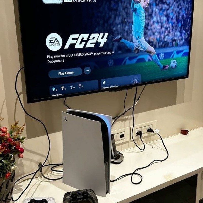 C Moni (@c_moni99) | Snapchat Stories, Spotlight & Lenses