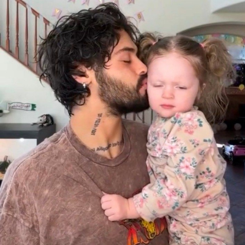 Cameron Levi Kindle (@cameronlevikind) | Snapchat Stories, Spotlight ...