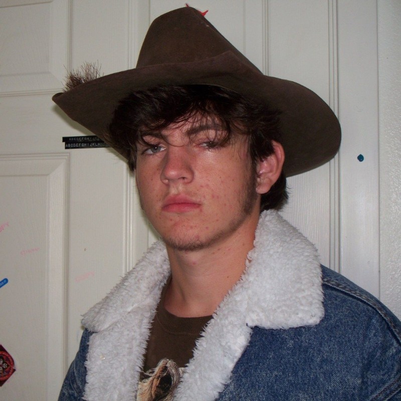 Robert (@captainninten19) | Snapchat Stories, Spotlight & Lenses