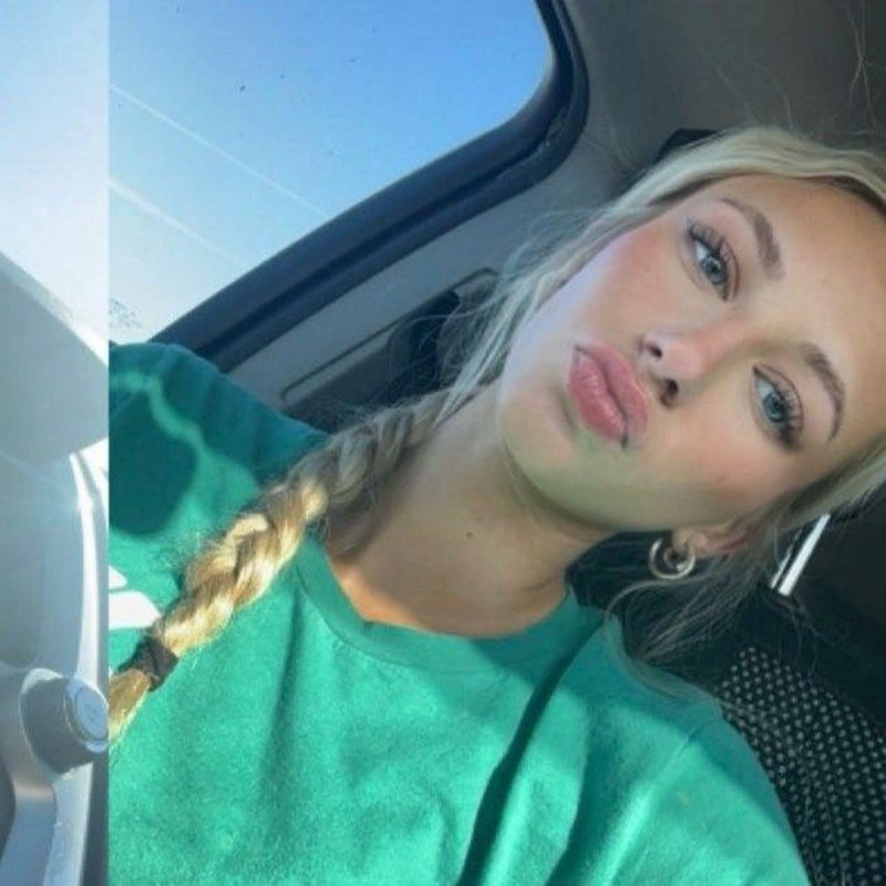 carly lorenz (@carlyllorenz) | Snapchat Stories, Spotlight & Lenses