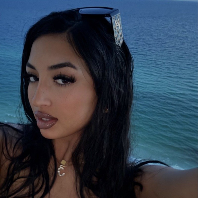 Caroline Branch (@caroliinebranch) | Snapchat Stories, Spotlight & Lenses