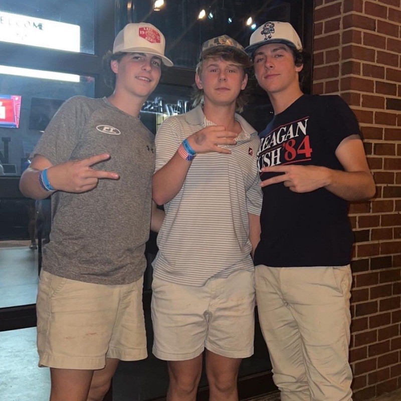 Carson 🎄 (@carsonb2202) | Snapchat Stories, Spotlight & Lenses