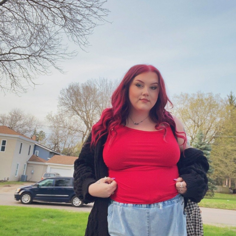 casey 🤍 (@caseyburth) | Snapchat Stories, Spotlight & Lenses