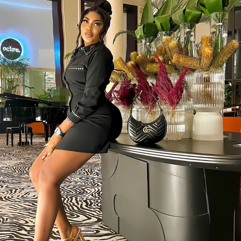 Adejoke (@cash_diva) | Snapchat Stories, Spotlight & Lenses