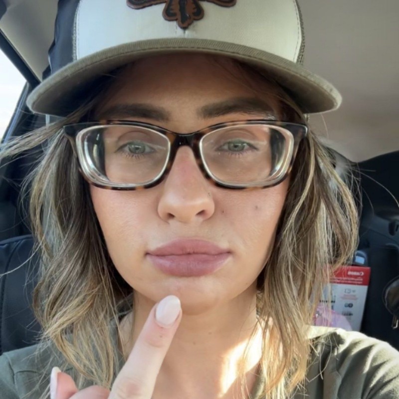 cass-hole29 (@cass-hole29) | Snapchat Verhalen, Spotlight en Lenzen