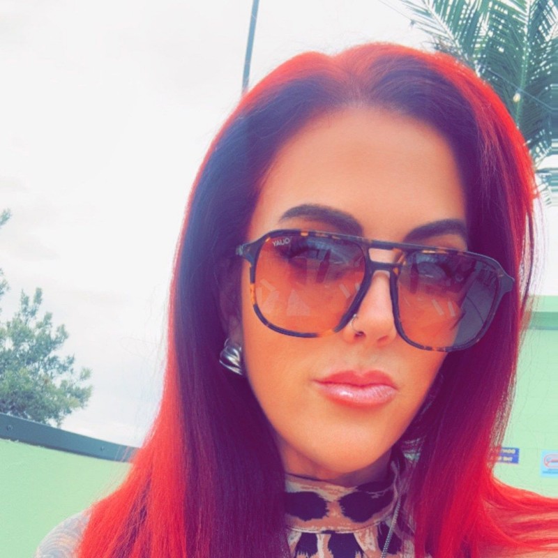 Cassie 🏼💋 (@cass_dawg86) | Snapchat Stories, Spotlight & Lenses
